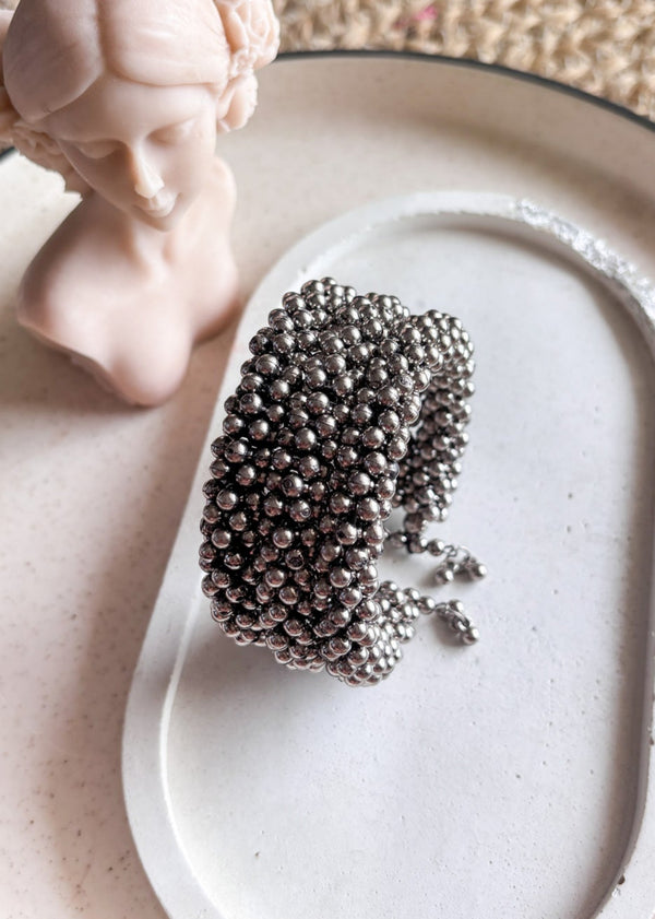 Shonali Bead Cuff – Aere Clothing